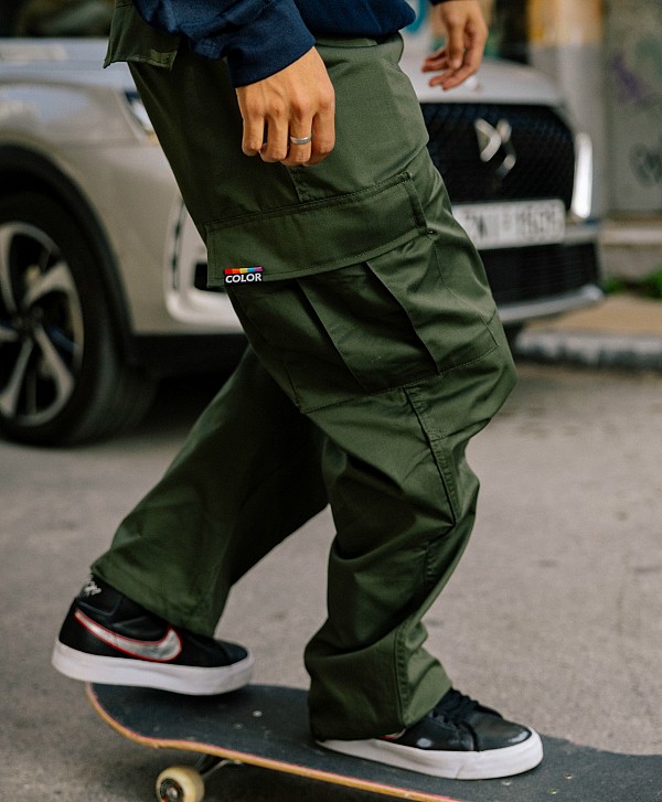 Skateboard cargo pants store